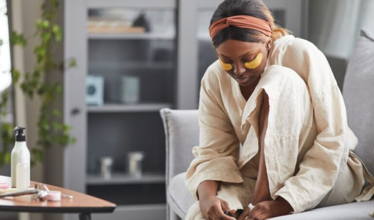 How can single mothers balance self-care with busy schedules? - Radiant ...