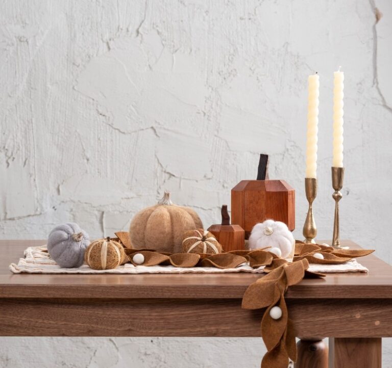 33 Modern Halloween Decor Ideas for a Stylishly Scary Home - Radiant ...